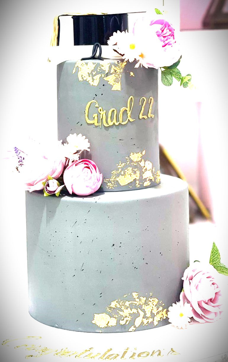 Graduation cake – Lantana Sweets